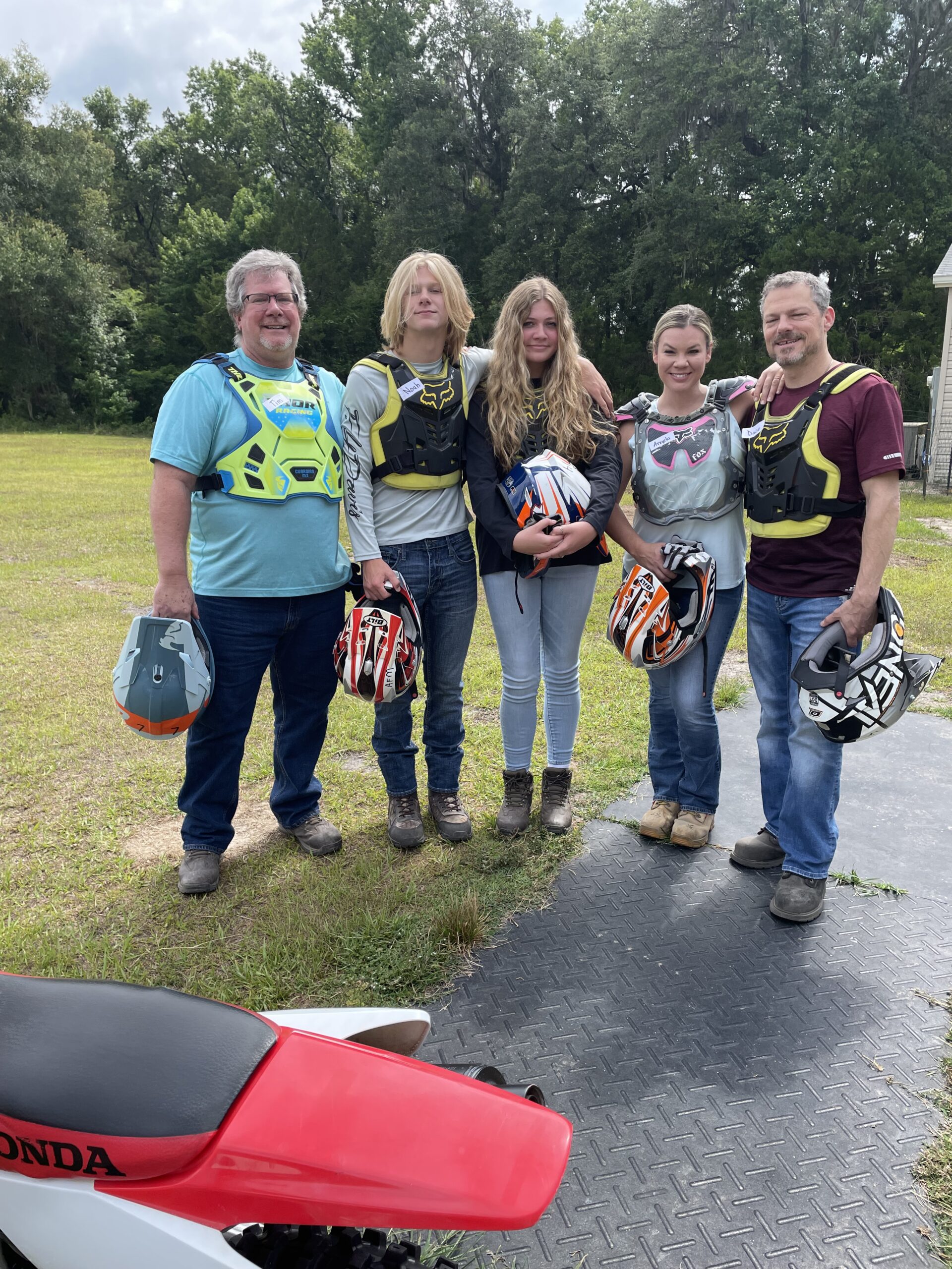 5 Person-4hr Dirtbike Adventure - Adventure Family Motorsports